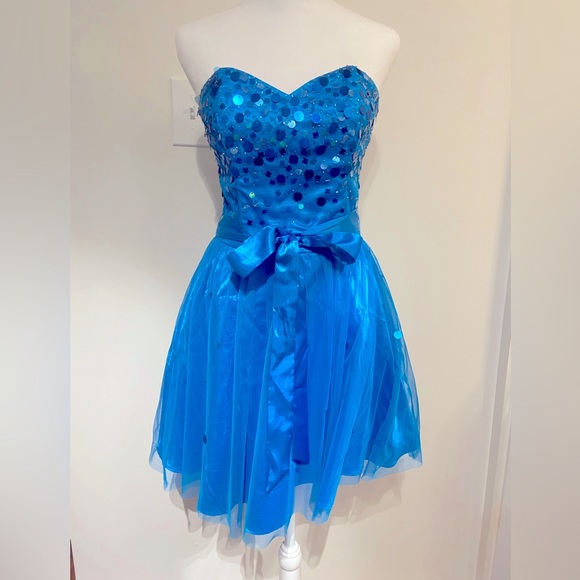 Masquerade | Dresses | Masquerade Sequin Mini Dress | Poshmark